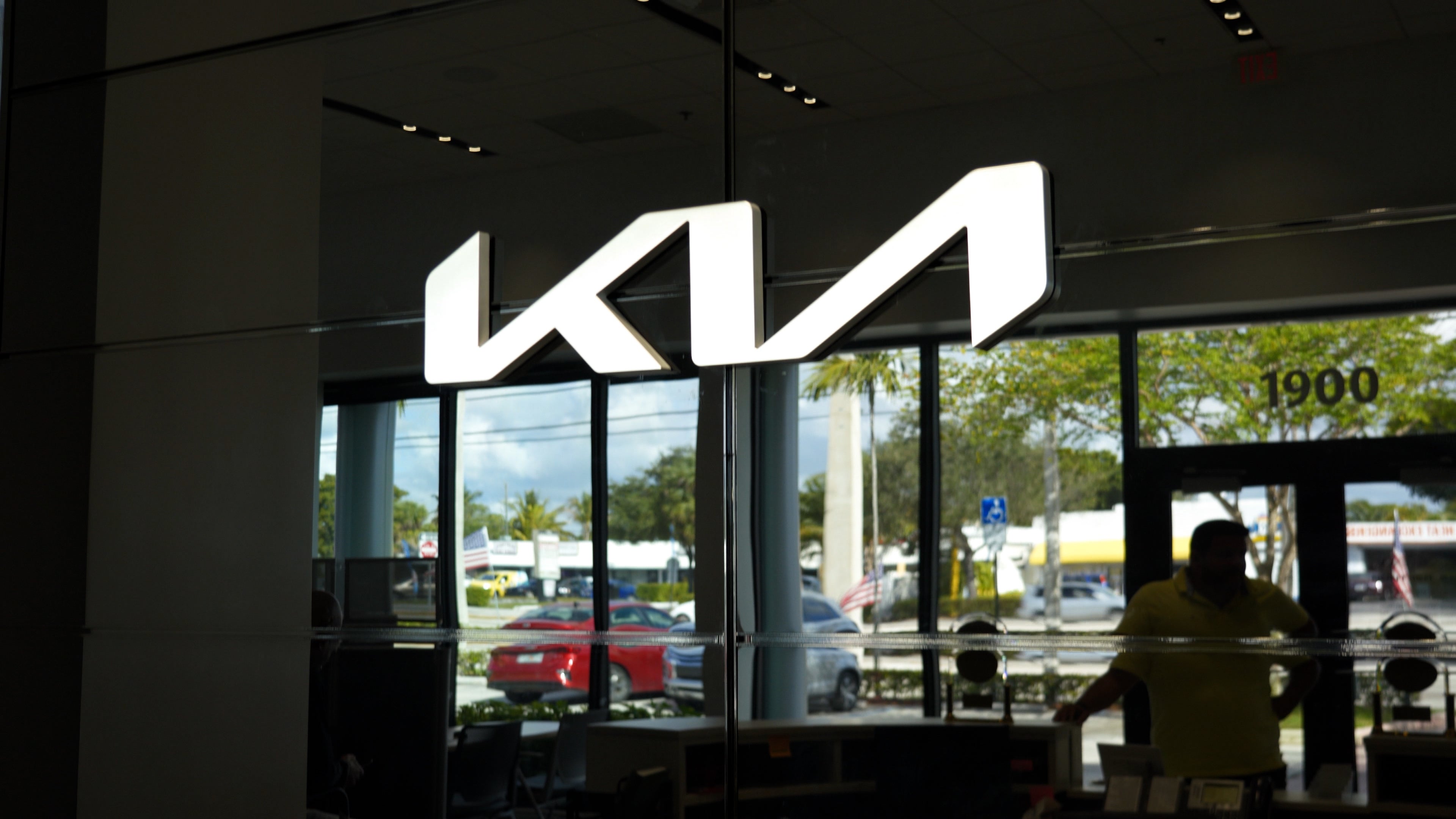 About Our Kia Dealership in Fort Lauderdale | Gunther Kia